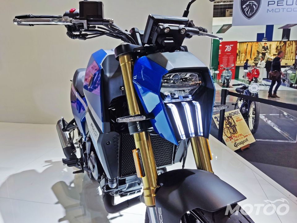 Peugeot PM-001 300: первый мотоцикл скоро в салонах - Журнал "МОТО ...