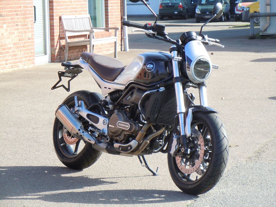 QJ Motor SRV 550: китайское нео-ретро для Европы - Журнал "МОТО" - МОТО ...